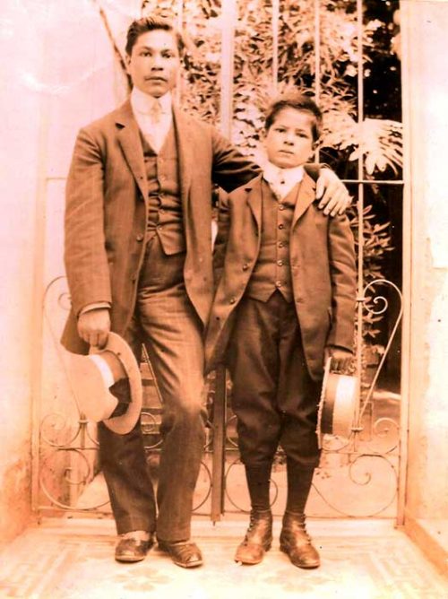 Gregorio Álvarez en 19 fotos | Más Neuquén